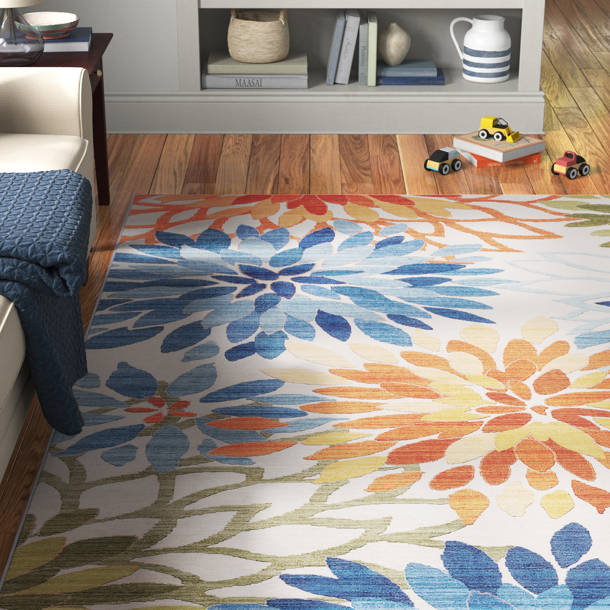 Lark Manor Annetra Floral Indoor/Outdoor Rug & Reviews | Wayfair
